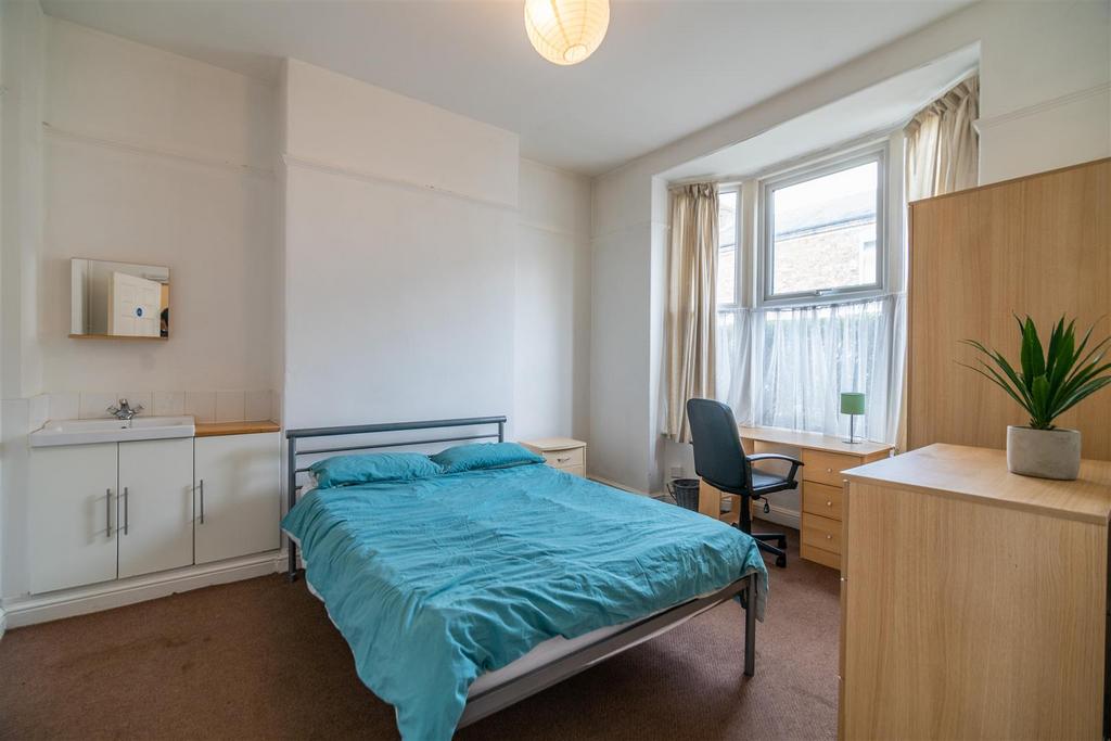 Vyner Street, Haxby Road 5 bed terraced house for sale - £465,000