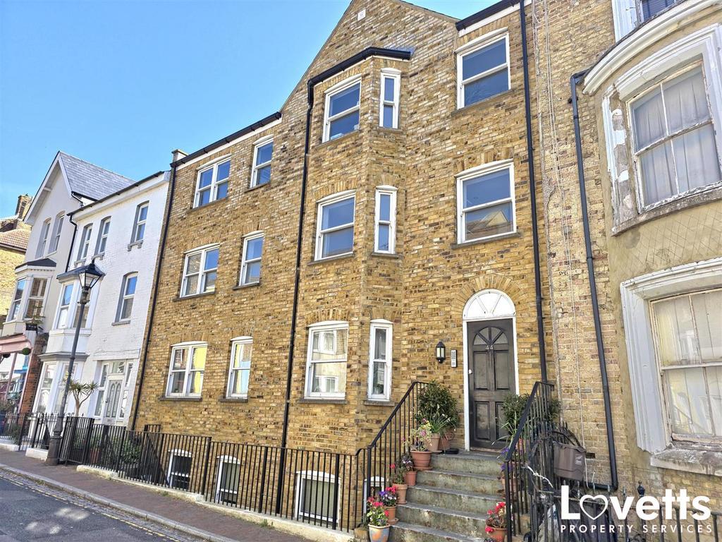 Addington Street, Ramsgate 2 bed apartment - £1,150 pcm (£265 pw)