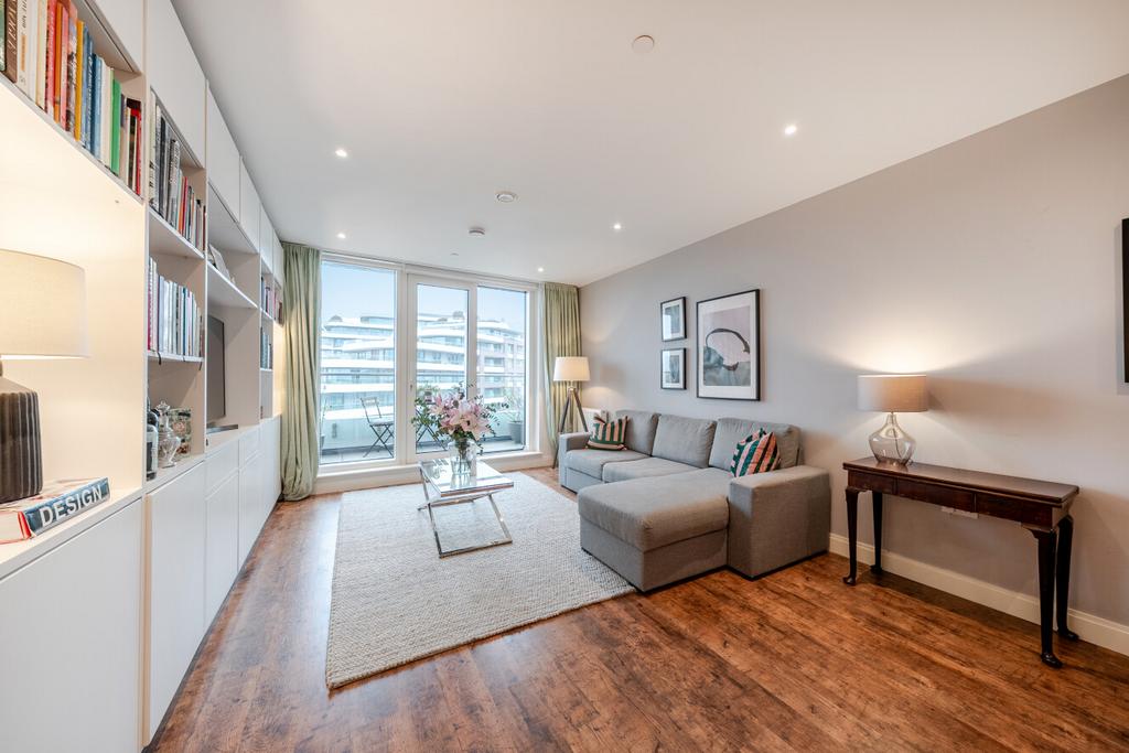 at Valetta House, 336 Queenstown... 2 bed apartment - £237,500