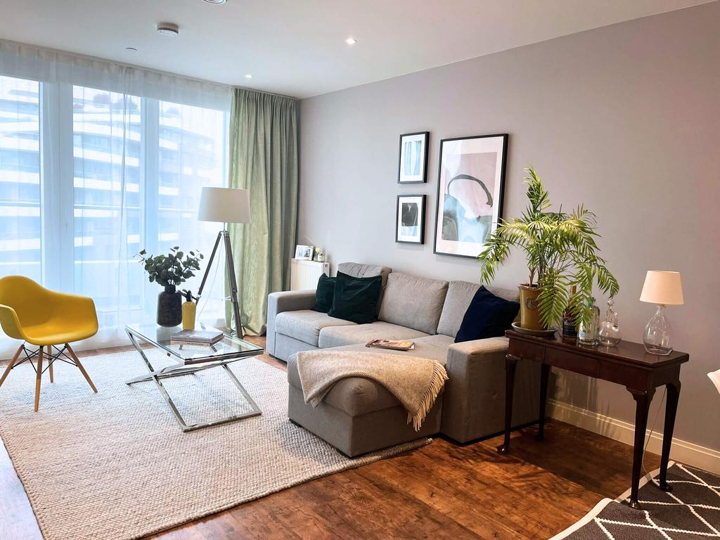 at Valetta House, 336 Queenstown... 2 bed apartment for sale - £950,000