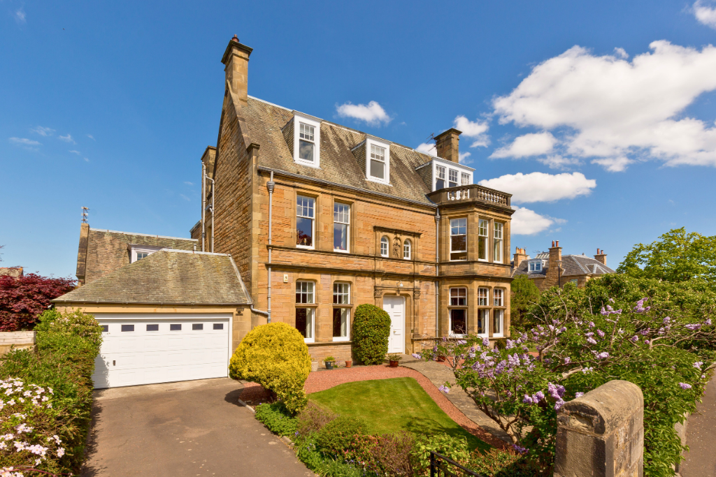 Cluny Drive, Edinburgh EH10 3 bed ground floor flat for sale - £775,000