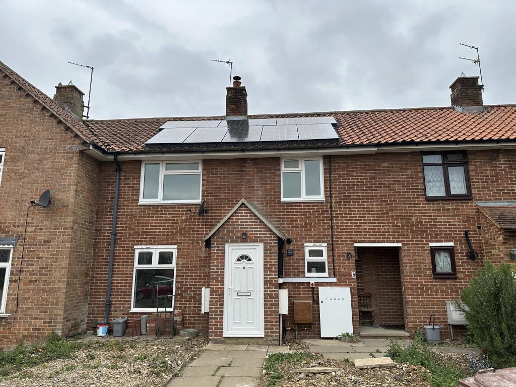 Colne Close, Bicester, OX26 3 bed end of terrace house - £1,600 pcm (£ ...