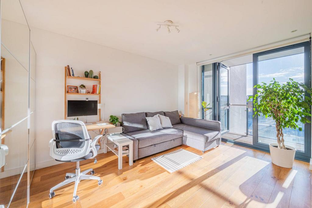 Forge Square, Canary Wharf, London, E14 Studio to rent - £1,582 pcm (£ ...