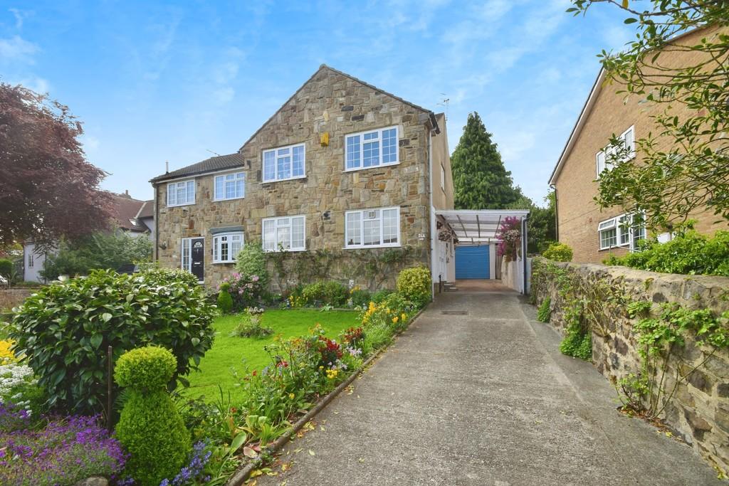 Valley Drive, Ilkley LS29 4 bed semi-detached house for sale - £399,950