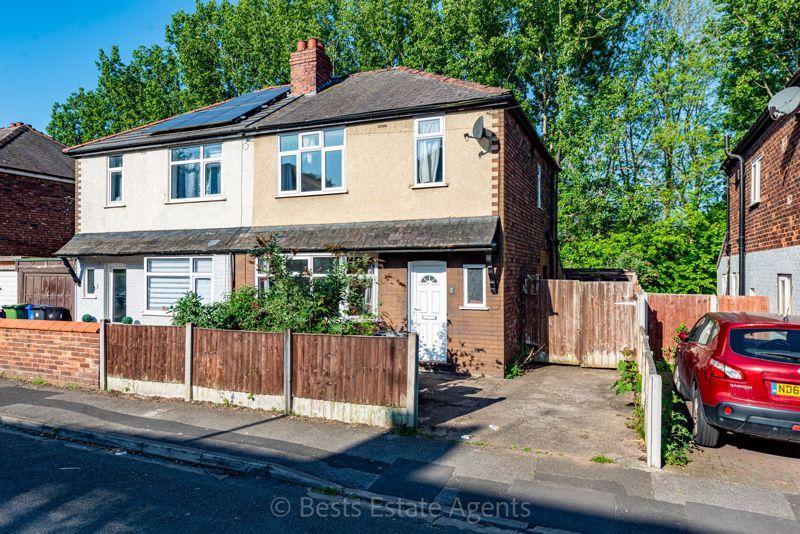 Russell Road, Runcorn 3 bed semi-detached house for sale - £100,000