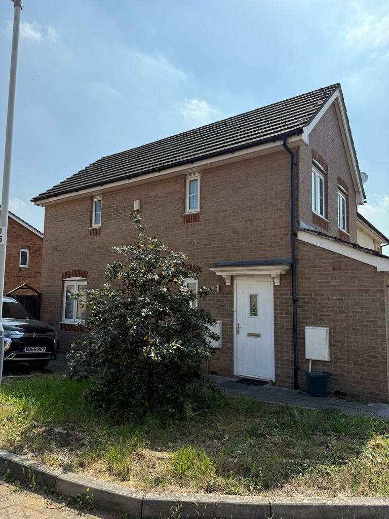 Nine Acres Close Hayes, UB3 3 bed terraced house - £2,200 pcm (£508 pw)