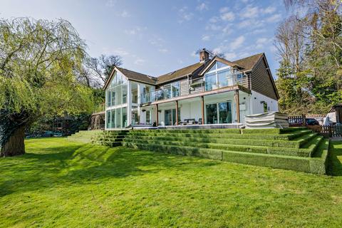 Houses for sale in Durrington, Wiltshire | OnTheMarket