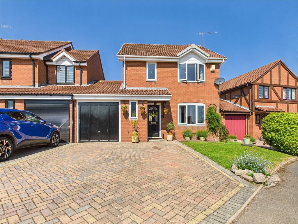 Grassington Drive, Worcester... 3 bed link detached house - £325,000