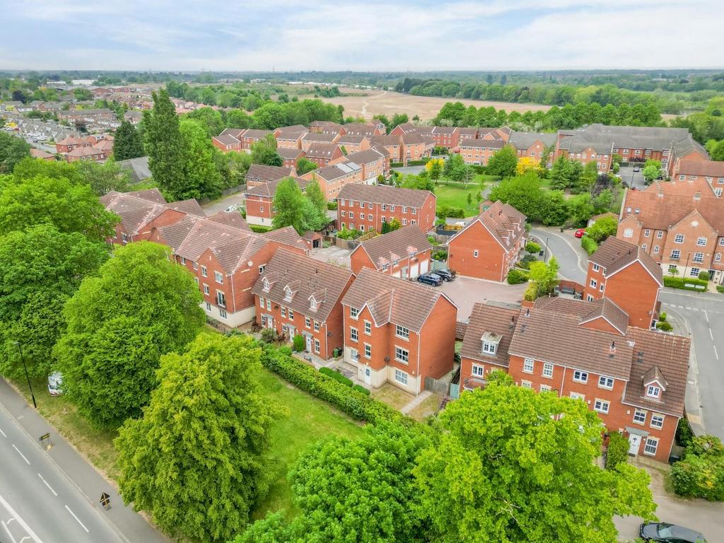 Princess Drive, York 2 bed apartment for sale - £190,000