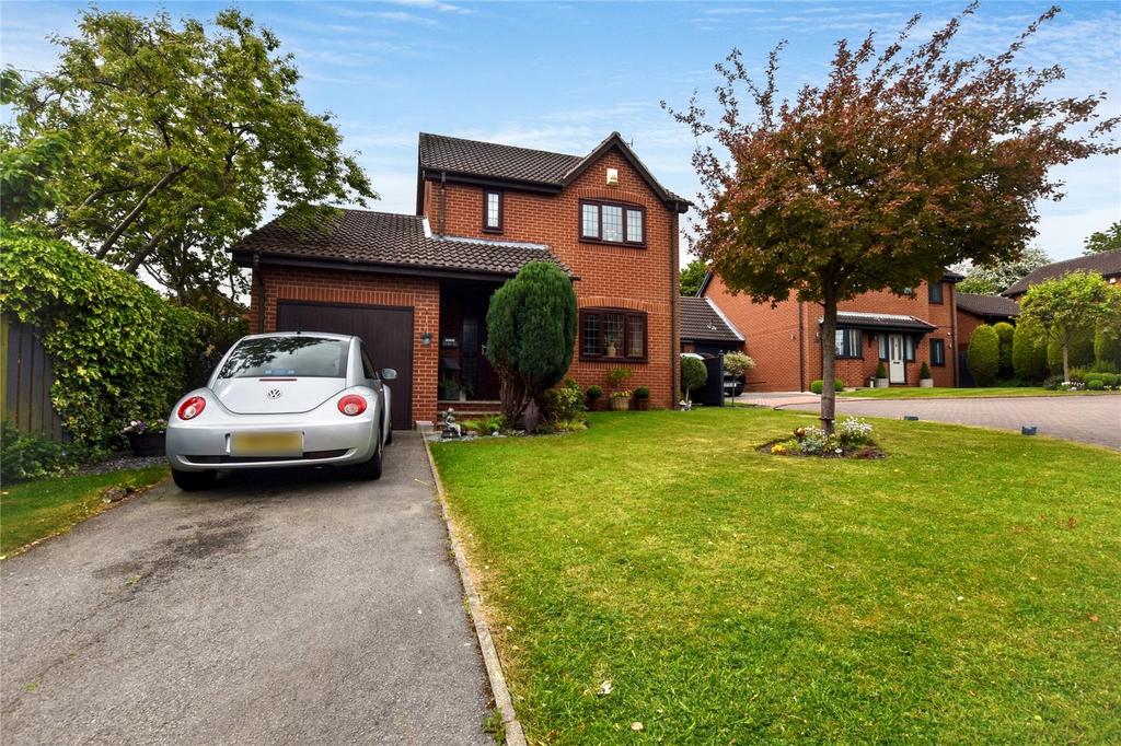 Ibbetson Rise, Churwell, Morley, Leeds 3 bed detached house - £325,000