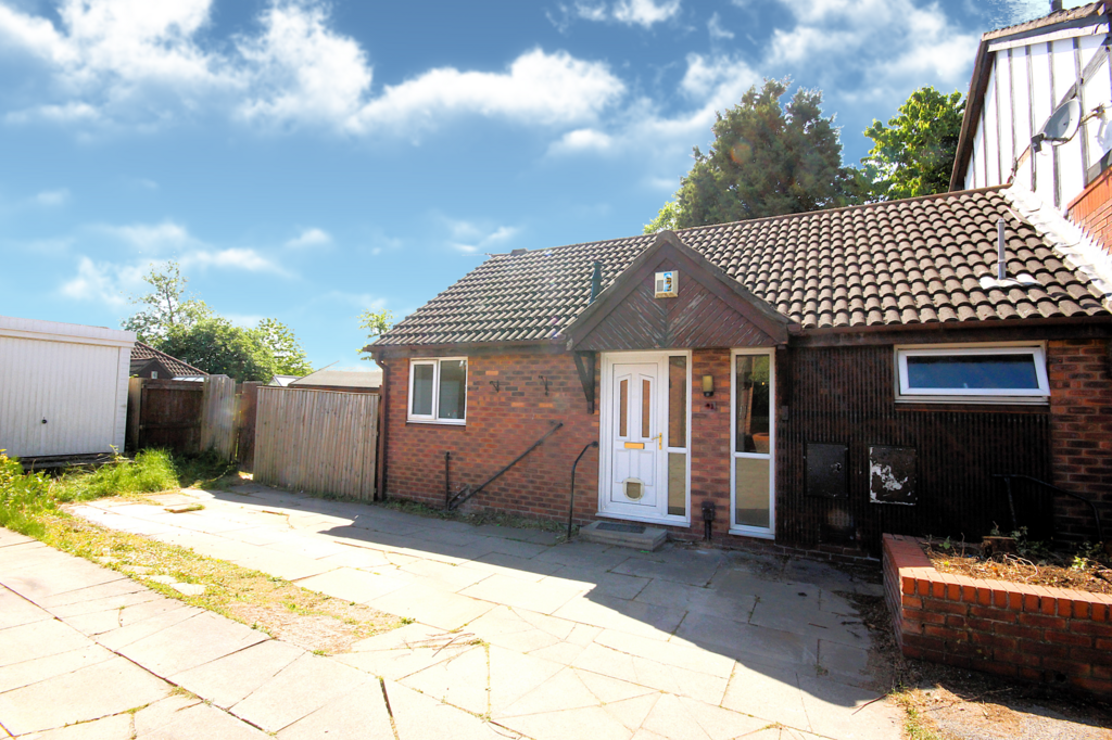 College Court, Preston PR1 2 bed bungalow for sale - £160,000