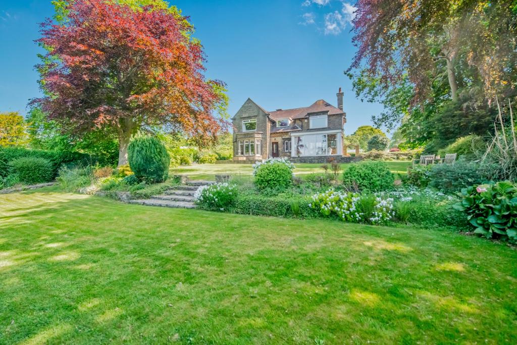 Drub Lane, Drub, Cleckheaton, West... 4 bed detached house - £650,000