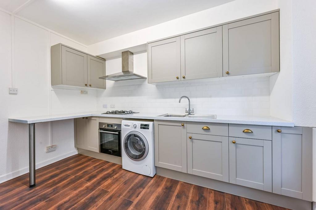 Ferdinand Place, Chalk Farm, London, NW1 2 bed flat - £2,496 pcm (£576 pw)