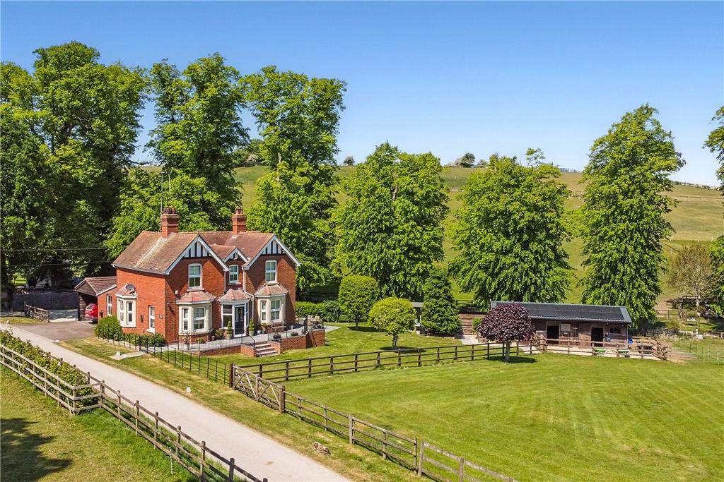 Russley Park, Baydon, Marlborough... 4 bed detached house - £850,000
