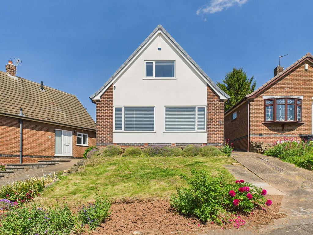 Violet Road, Carlton, Nottingham 3 bed detached house - £300,000