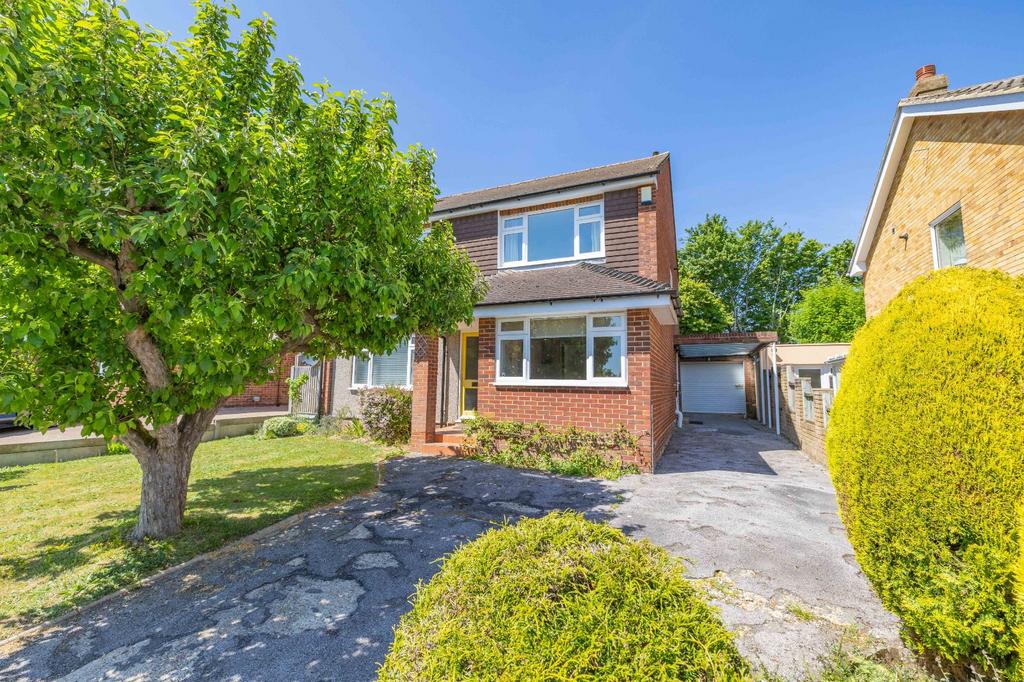 Leycroft Close, Canterbury, Kent, CT2 4 bed detached house for sale - £ ...