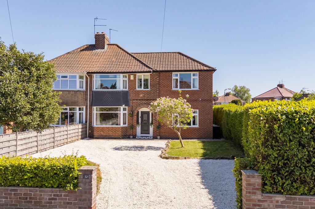 Reighton Avenue, York YO30 4 bed semi-detached house - £425,000