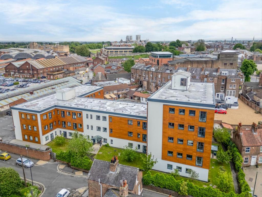 Holgate Road, York 2 bed apartment for sale - £214,950