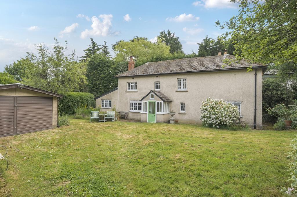 Nut Ash Lane, Headley, Epsom, Surrey.... 3 bed cottage for sale - £725,000