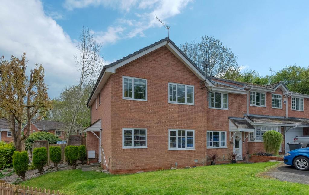 Bilbury Close, Walkwood, Redditch B97... 2 bed terraced house for sale ...