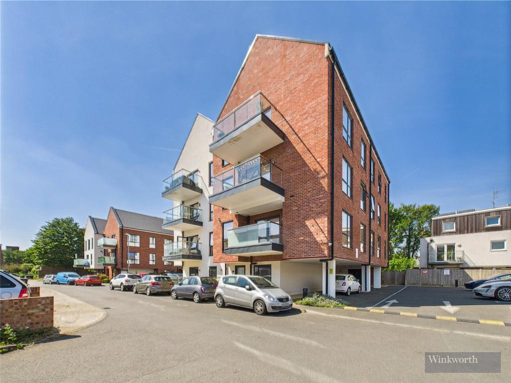 Kappa Court, Surbiton KT5 2 bed apartment for sale - £489,950