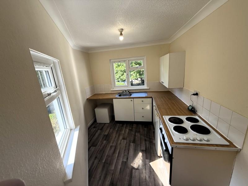 Knole Road, Bournemouth, BH1 4DH Studio - £650 pcm (£150 pw)