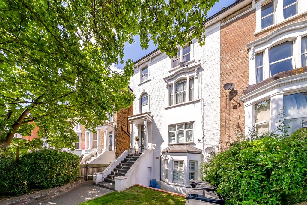 Widmore Road, Bromley 1 bed flat - £275,000