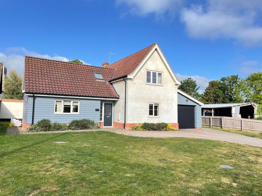 Church Row, Framsden IP14 3 bed detached house for sale - £475,000