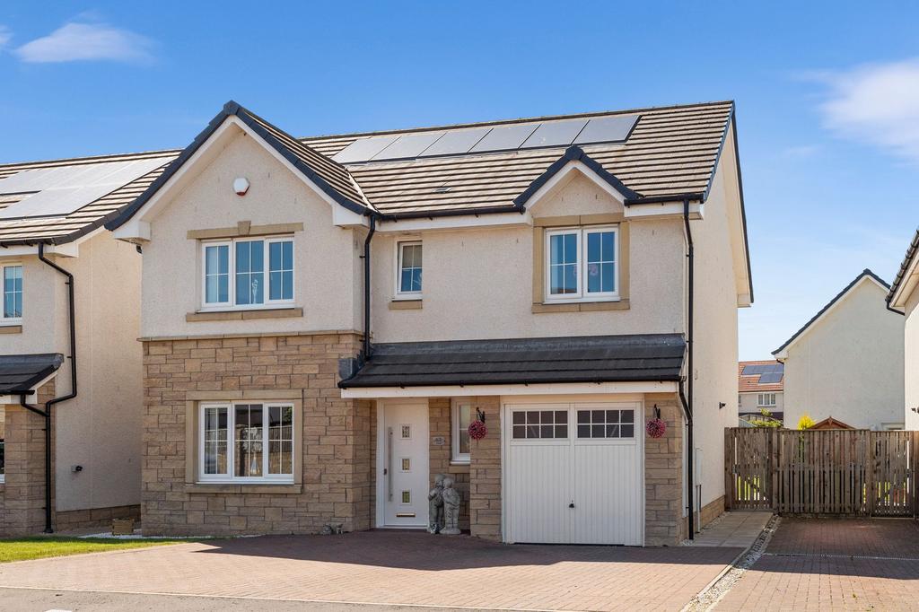 63 Muirfield Drive, Kilmarnock, KA1 2PX 4 bed detached villa - £275,000