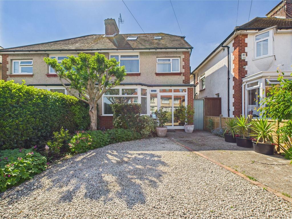 Haynes Road, Worthing, BN14 7JY 4 bed semi-detached house for sale - £ ...