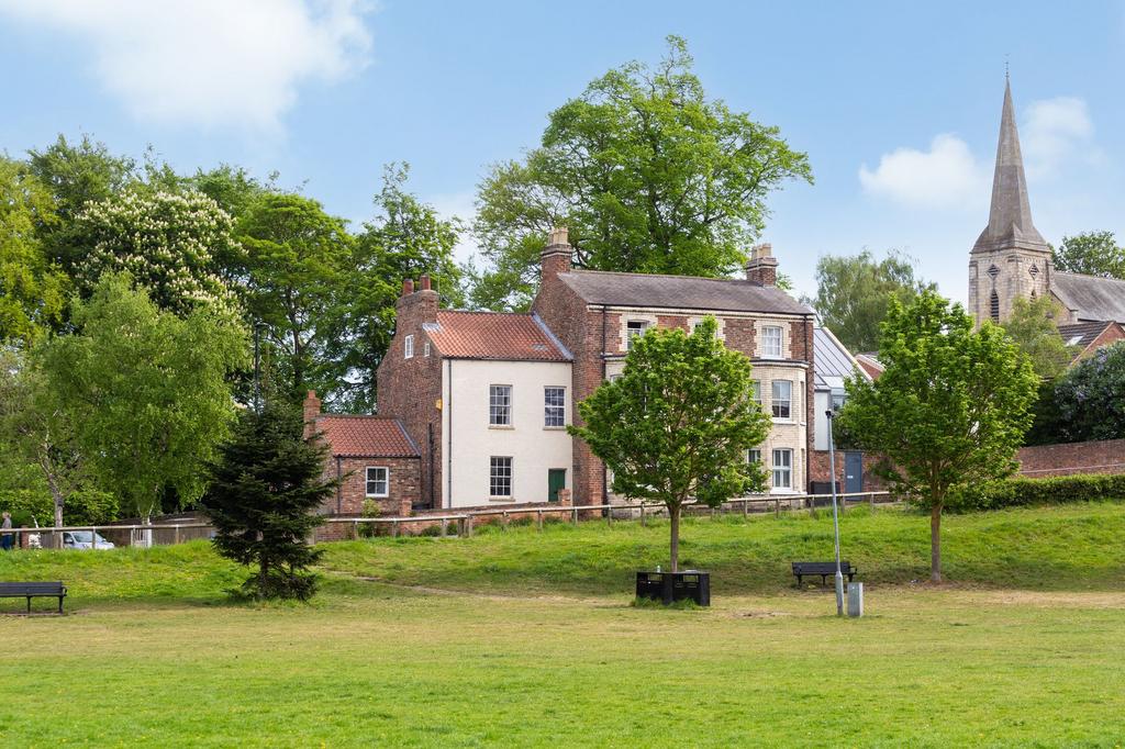 The Green, Acomb, YO26 3 bed semi-detached house for sale - £575,000