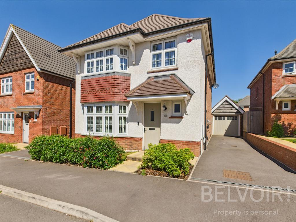 Sampson Holloway Mews, Telford TF2 4 bed detached house for sale - £359,950