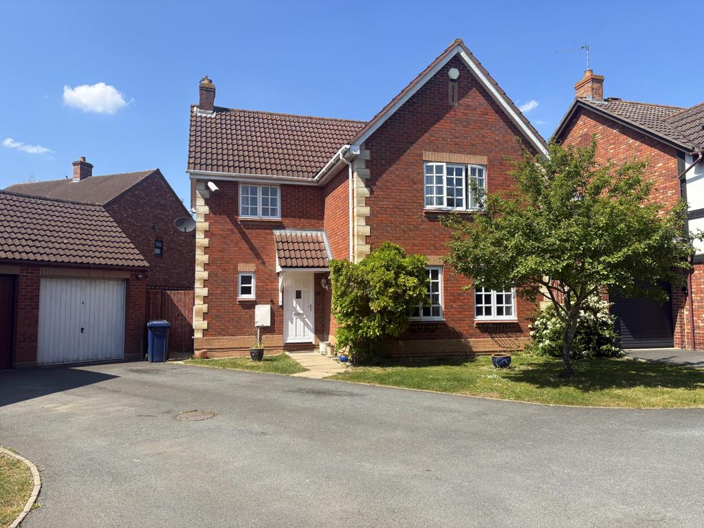 Walton Cardiff, Tewkesbury GL20 4 bed detached house for sale - £400,000