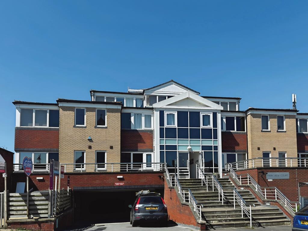Victoria Street, Basingstoke RG21 Studio for sale - £154,500