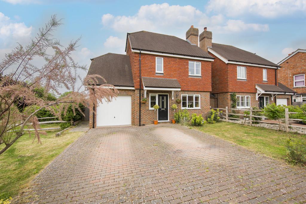 The Willows, Rusthall 3 bed detached house for sale - £695,000