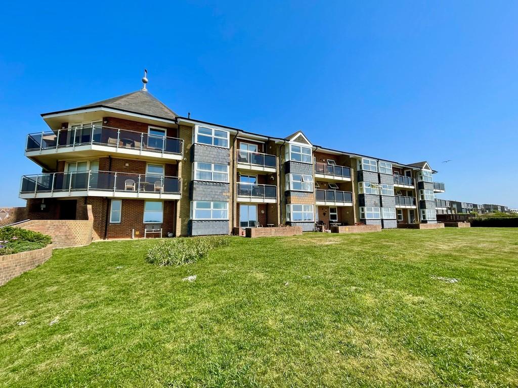 Broadmark Lane, Rustington 2 bed apartment - £495,000