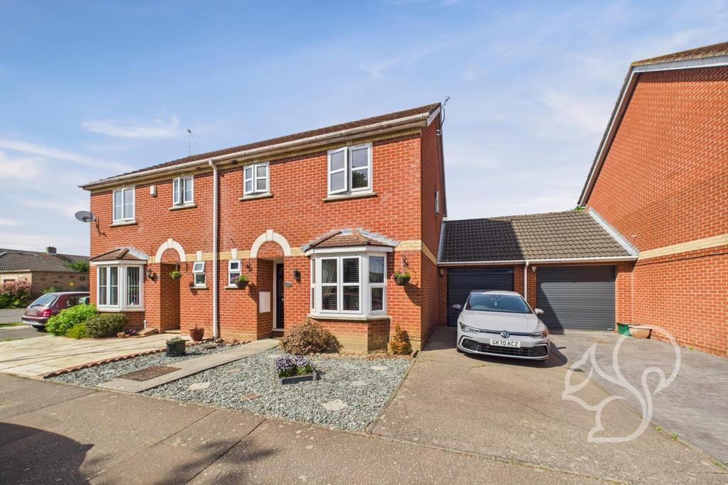 Maypole Green Road, Colchester 3 bed semi-detached house for sale - £ ...