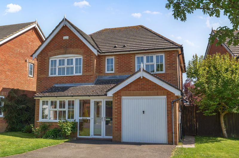 Hawkinge 4 bed detached house for sale - £525,000