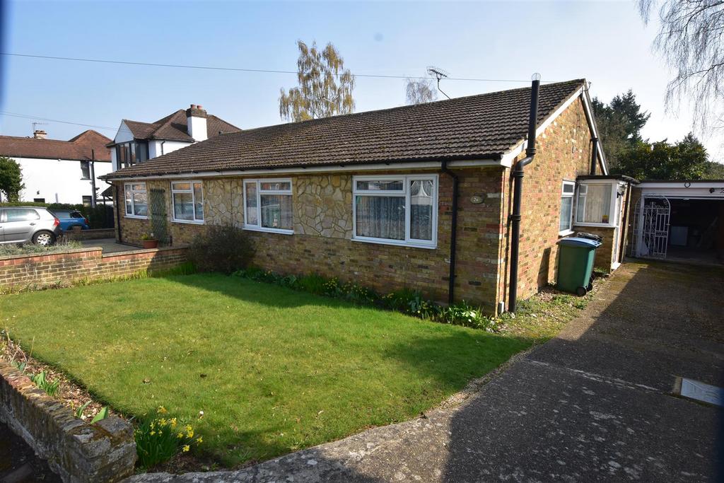 Sheepcot Drive, Watford 2 bed semi-detached bungalow for sale - £435,000
