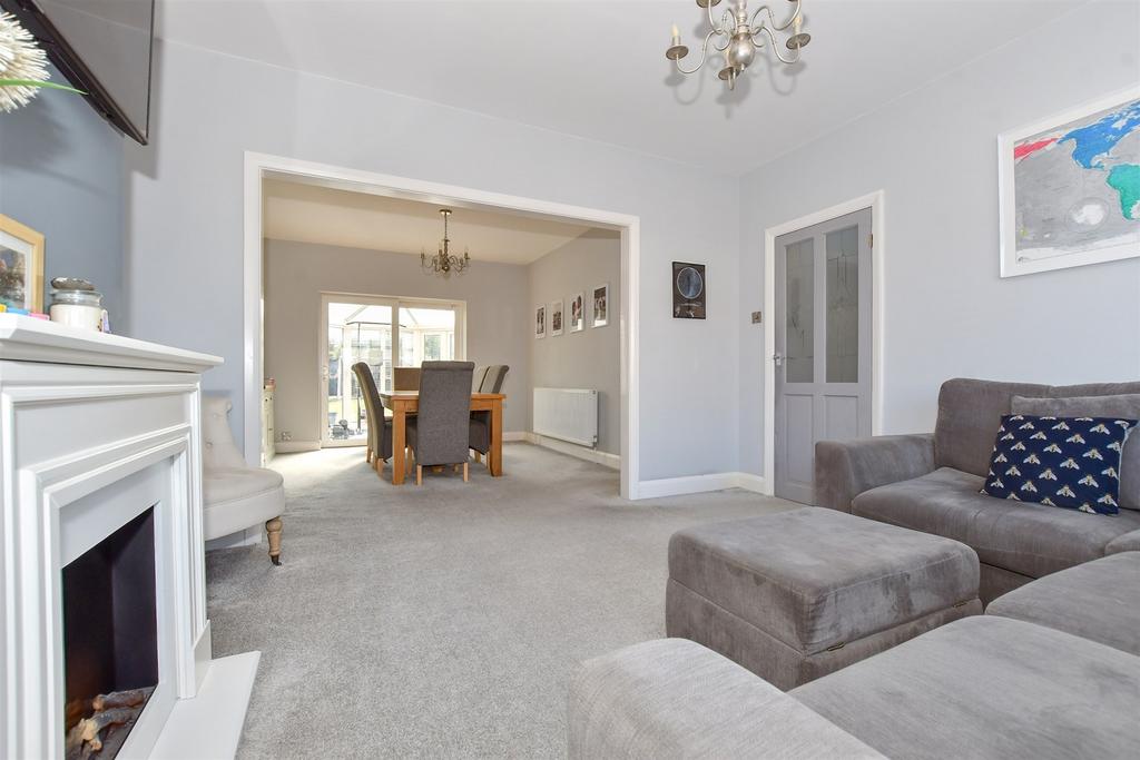 Boleyn Avenue, Westbrook, Kent 3 bed semi-detached house for sale - £ ...