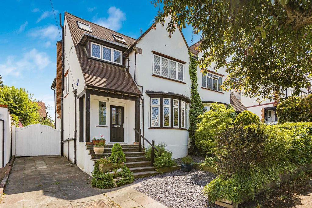 Oakmere Avenue, Potters Bar, EN6 4 bed semi-detached house for sale - £ ...