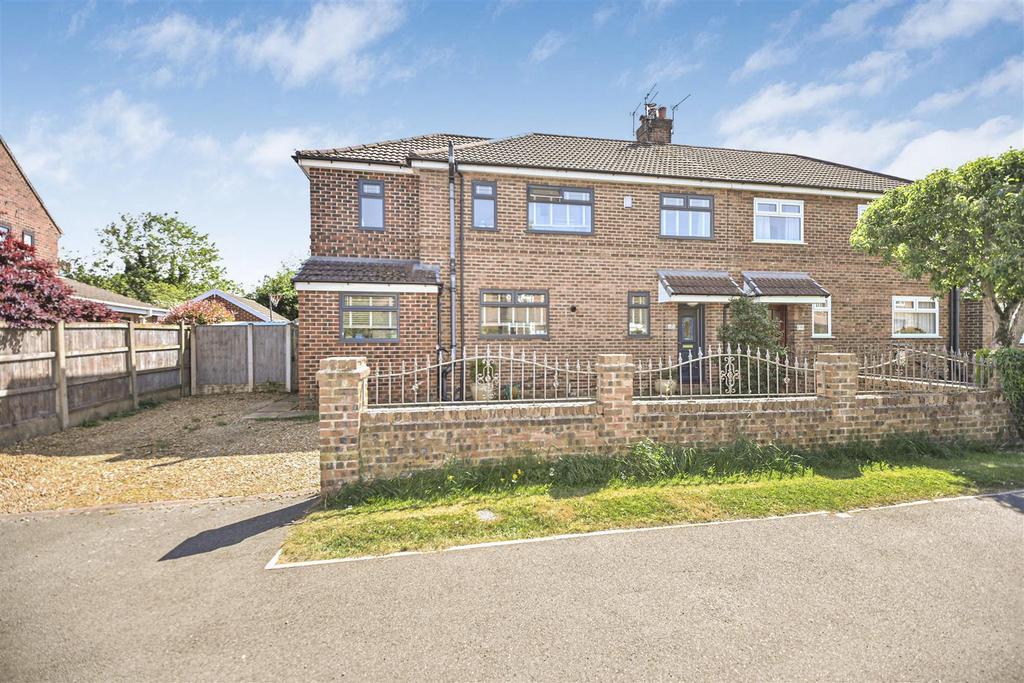 Clifton Road, Leigh 4 bed semi-detached house for sale - £399,950
