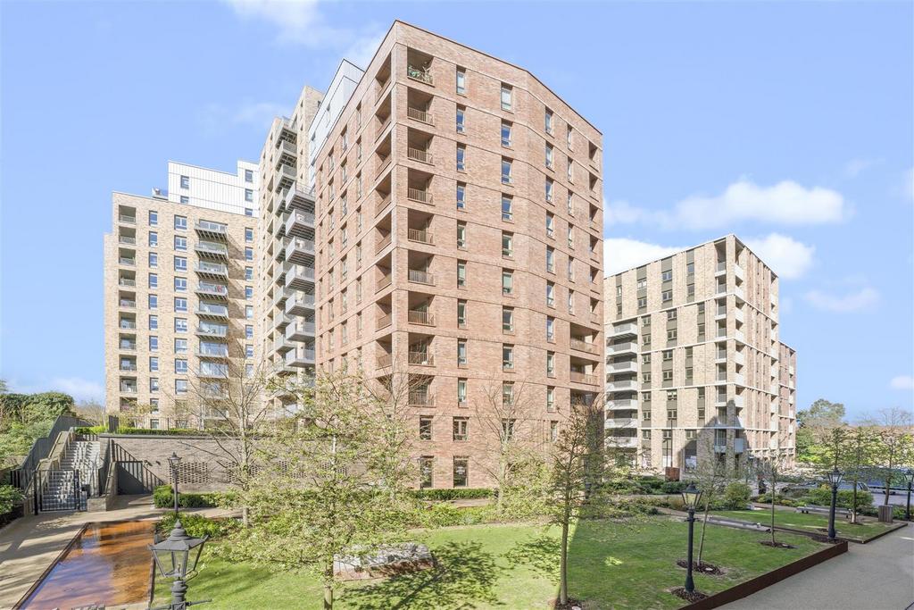 Mary Neuner Road, Alexandra Gate... 2 bed apartment - £2,550 pcm (£588 pw)