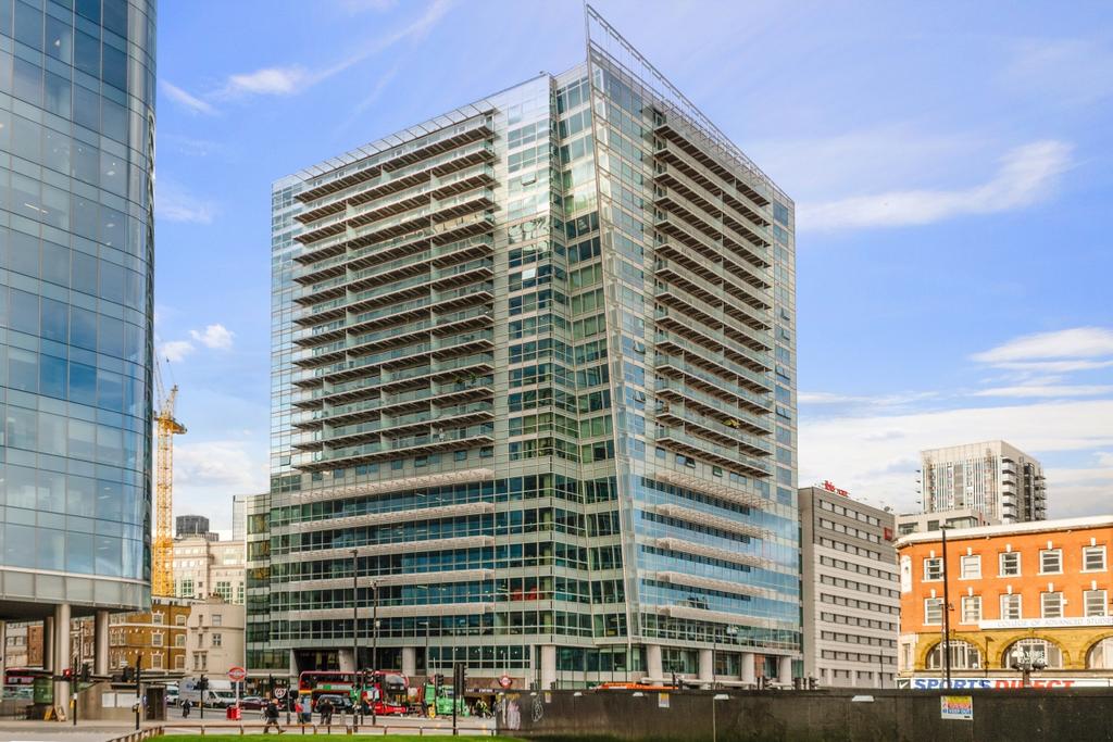 Whitechapel High Street, Aldgate... 1 bed flat to rent - £2,600 pcm (£ ...