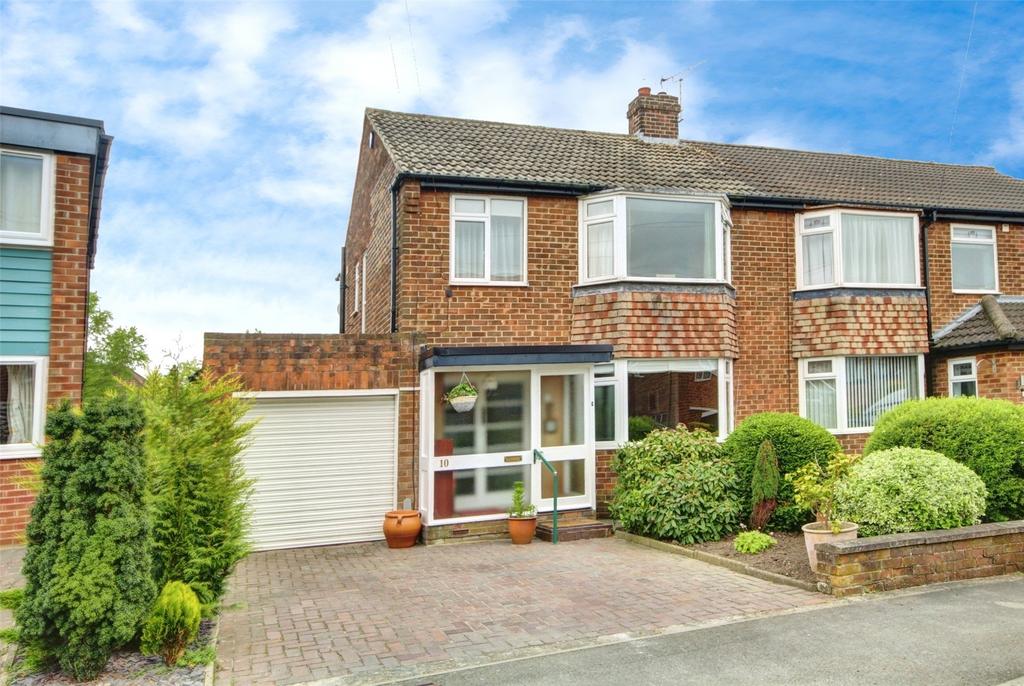 St. Aidans Crescent, Crossgate Moor... 3 bed semi-detached house - £325,000
