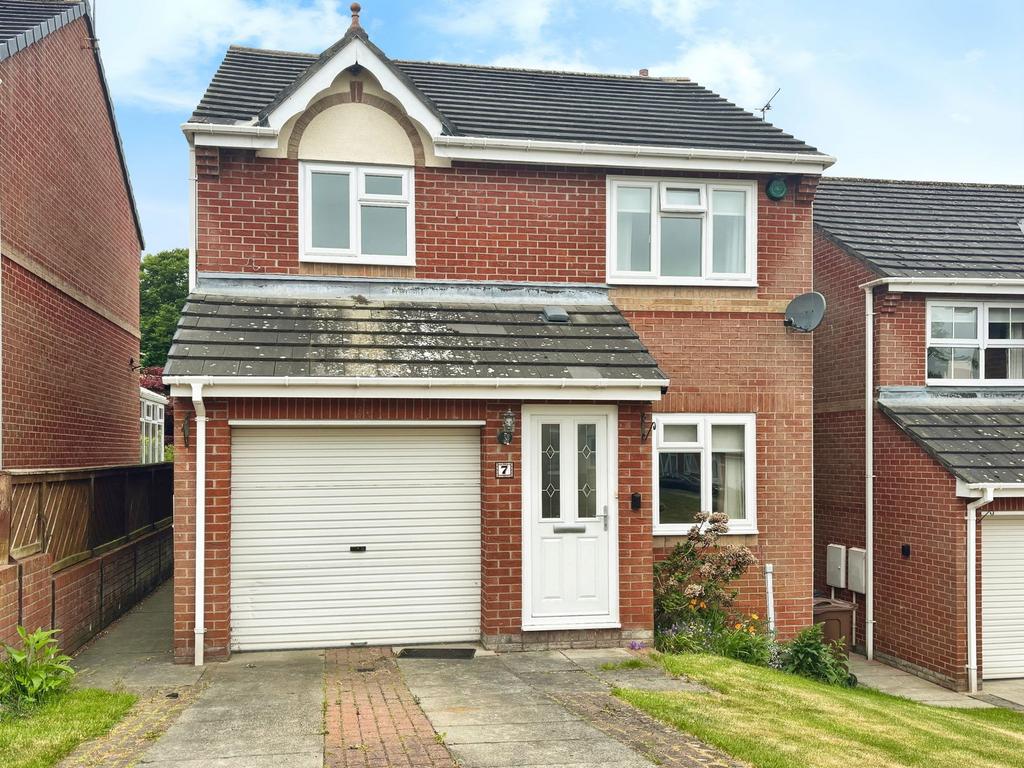 Cockshott Dean, Prudhoe NE42 3 bed detached house for sale - £200,000