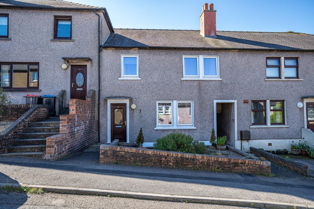 37 Rosebank Crescent, Lockerbie, DG11 3 bed terraced house - £110,000