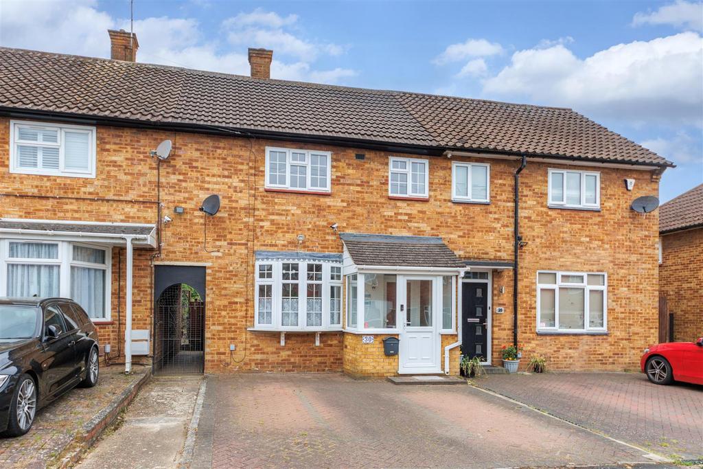 Buckingham Road, Borehamwood 2 bed terraced house for sale - £425,000