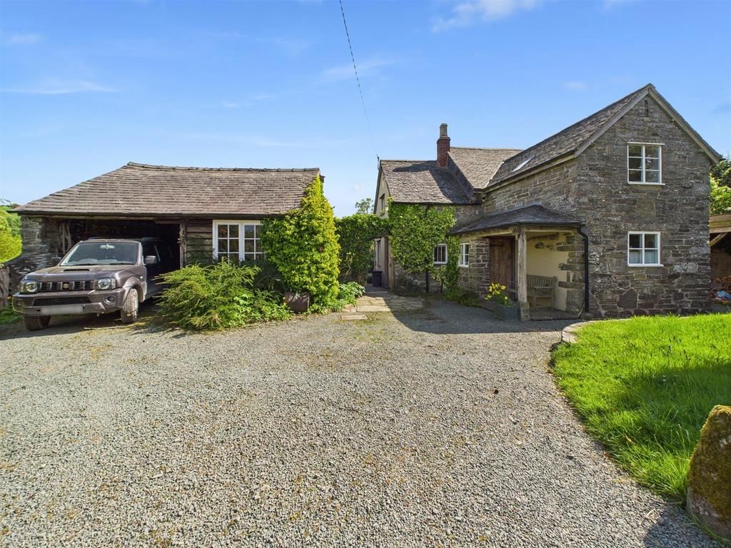 Pound House, Leighton, Welshpool 3 bed detached house for sale - £450,000