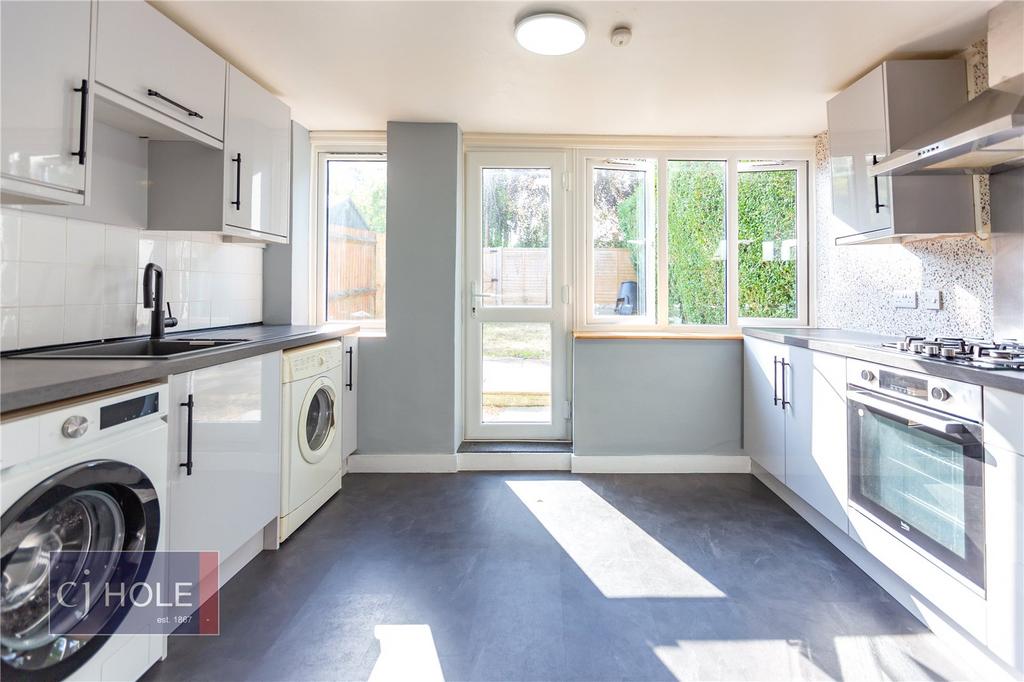 Blakeney Road, Lockleaze, Bristol, BS7 3 bed terraced house to rent - £ ...